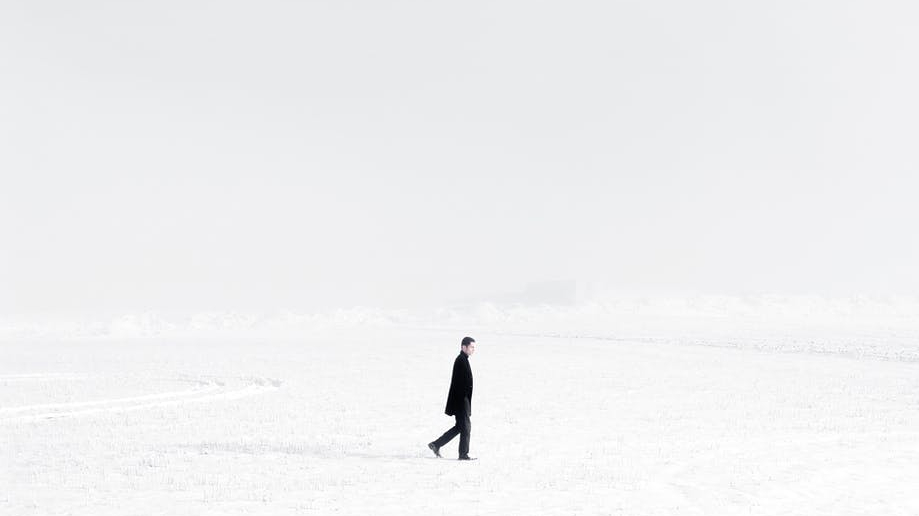 Description – Interiority VS Exteriority – See Preston Write